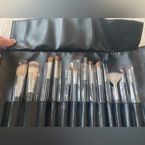 Crown | Makeup | 3 Piece Crown Brush Set | Poshmark